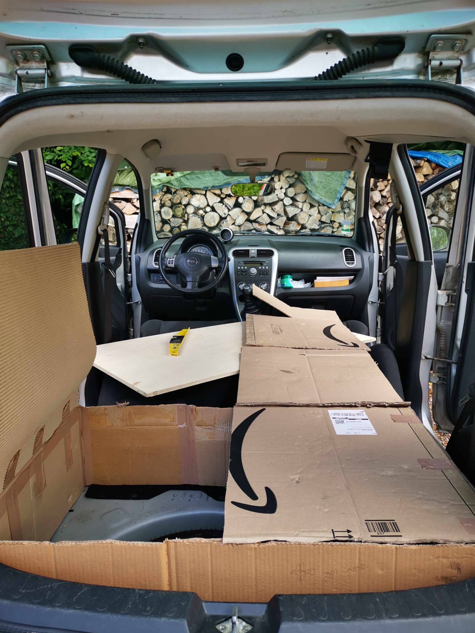 How to Convert Your Car to a Camper for the Ultimate Road Trip ...